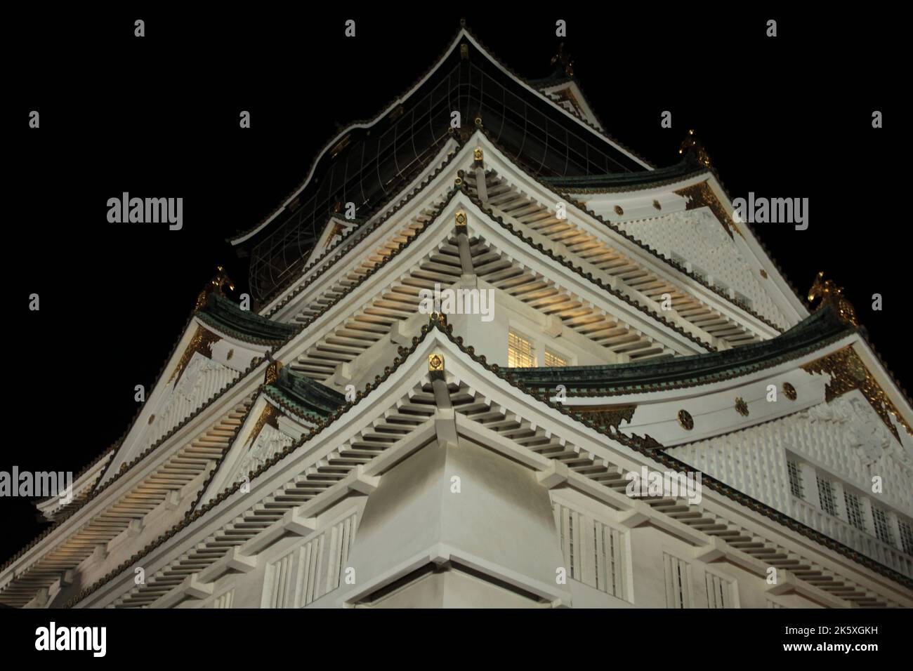 Osaka castle lightshow hi-res stock photography and images - Alamy