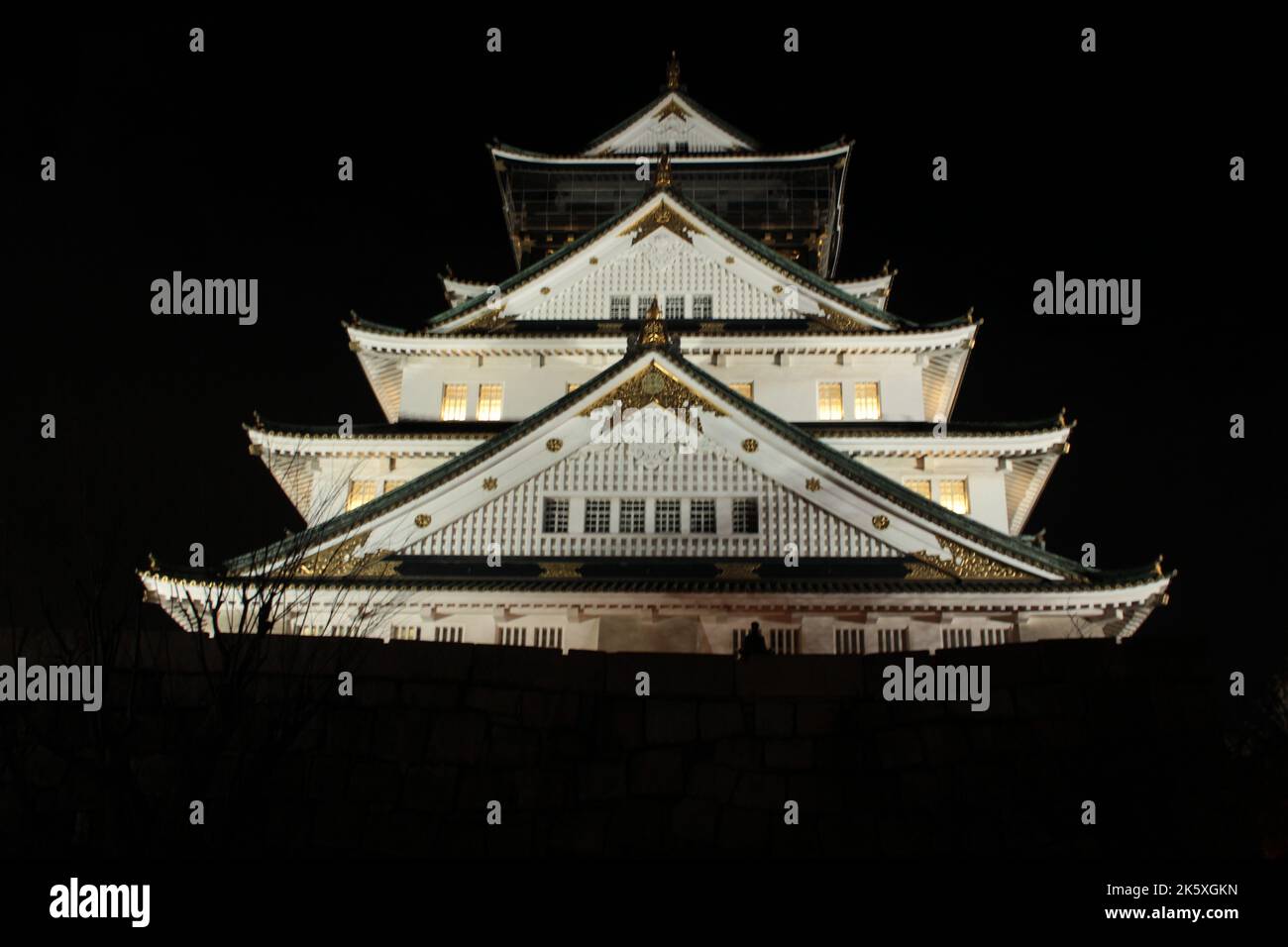 Osaka castle lightshow hi-res stock photography and images - Alamy