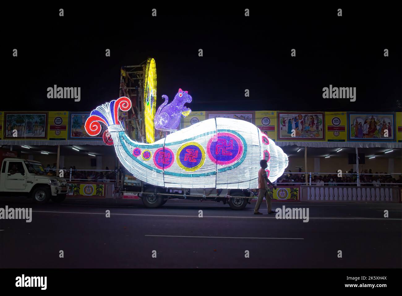 lighting decoration for puja carnival in kolkata Stock Photo - Alamy