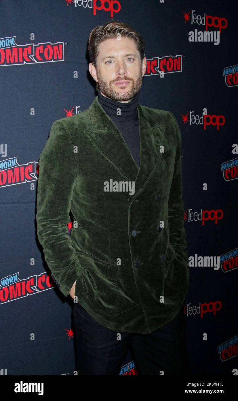 `The Winchesters` Panel-2022 New York Comic Con - Day 4 -PICTURED ...