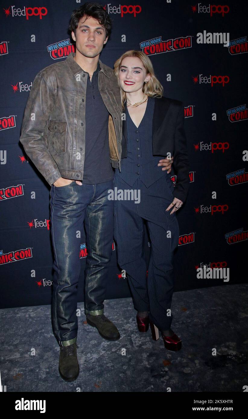 `The Winchesters` Panel-2022 New York Comic Con - Day 4 -PICTURED ...