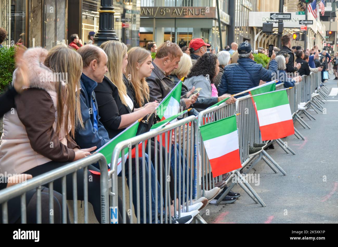 New York City, United States. 10th OCT, 2022. Italian New Yorkers are ...