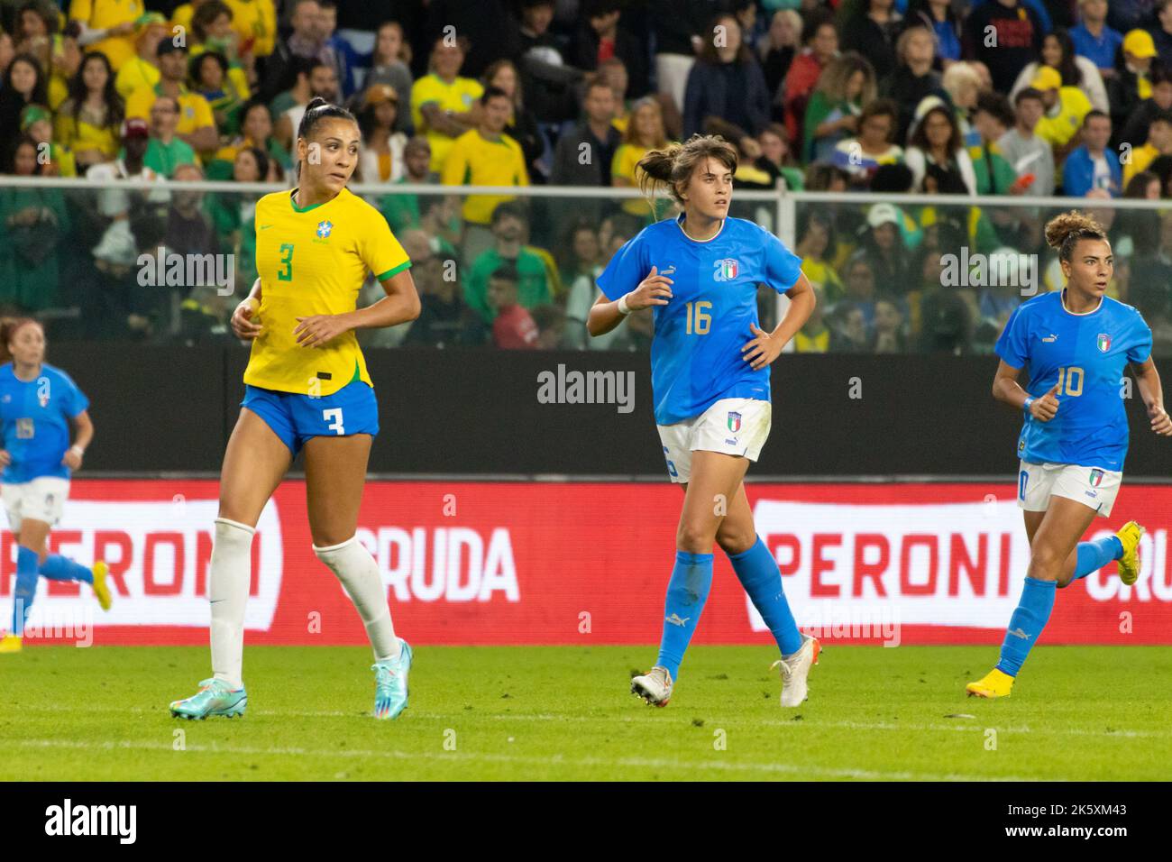 Kathellen Sousa Feitoza(Brazil) and Elisa Polli(Italy) during the ...