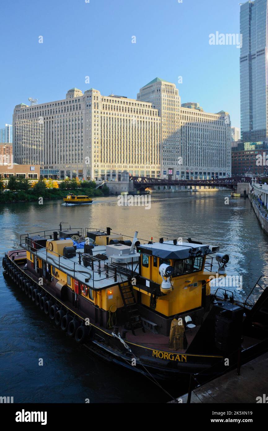 Merchandise Mart on the Chicago River downtown, tugboat Morgan, Chicago ...