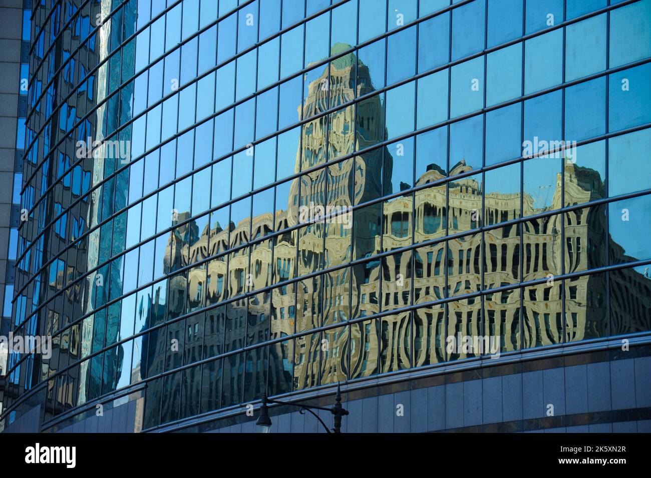 333 n wacker hi-res stock photography and images - Alamy