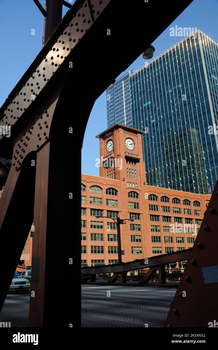 Reid Murdoch Building along the Chicago River, Lasalle Street Bridge ...