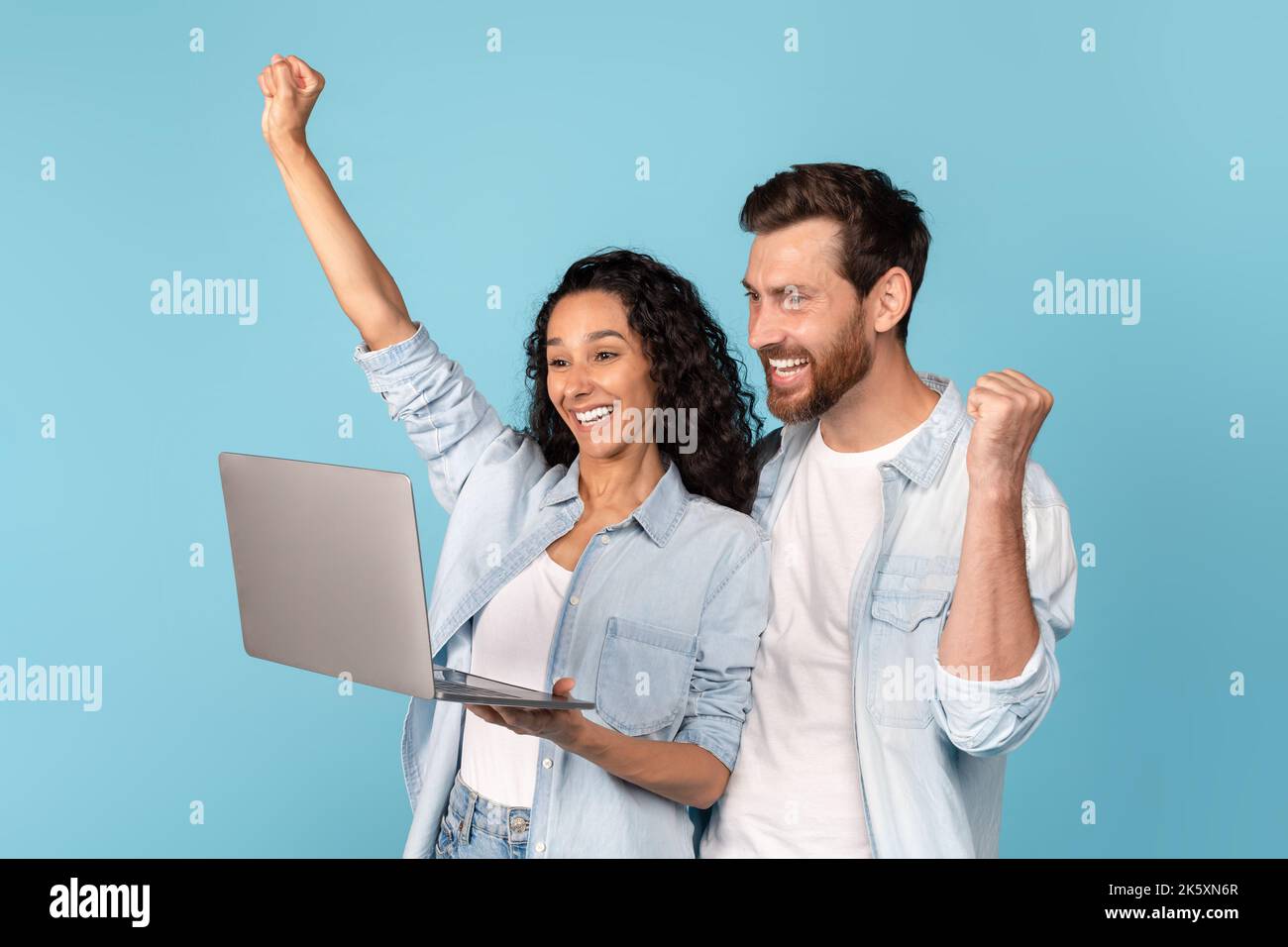 Celebrate laptop hi-res stock photography and images - Alamy