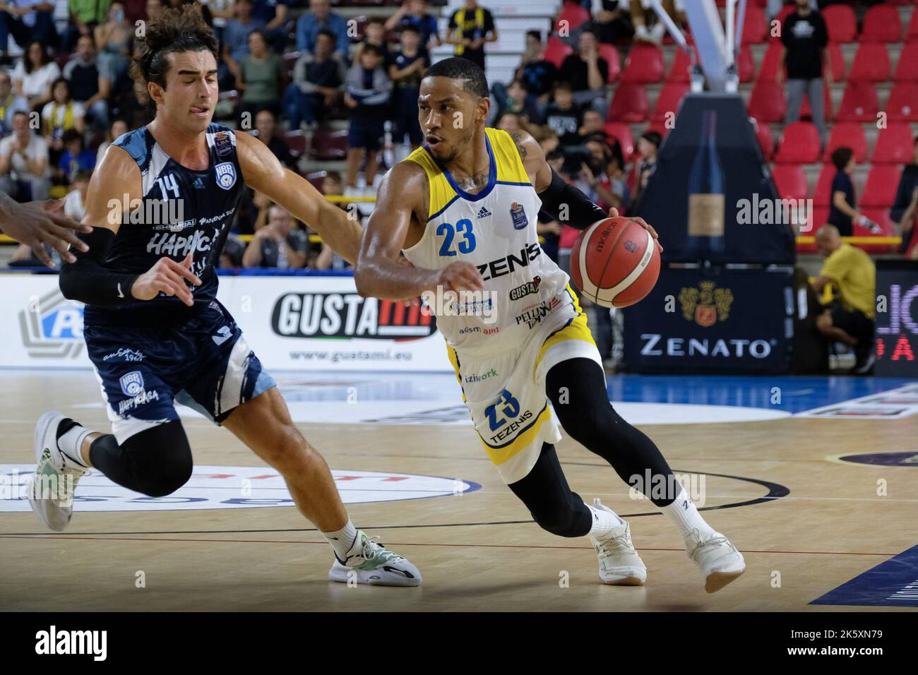 Verona, Italy. 2th October 2022. Italian A1 Basketball Championship ...