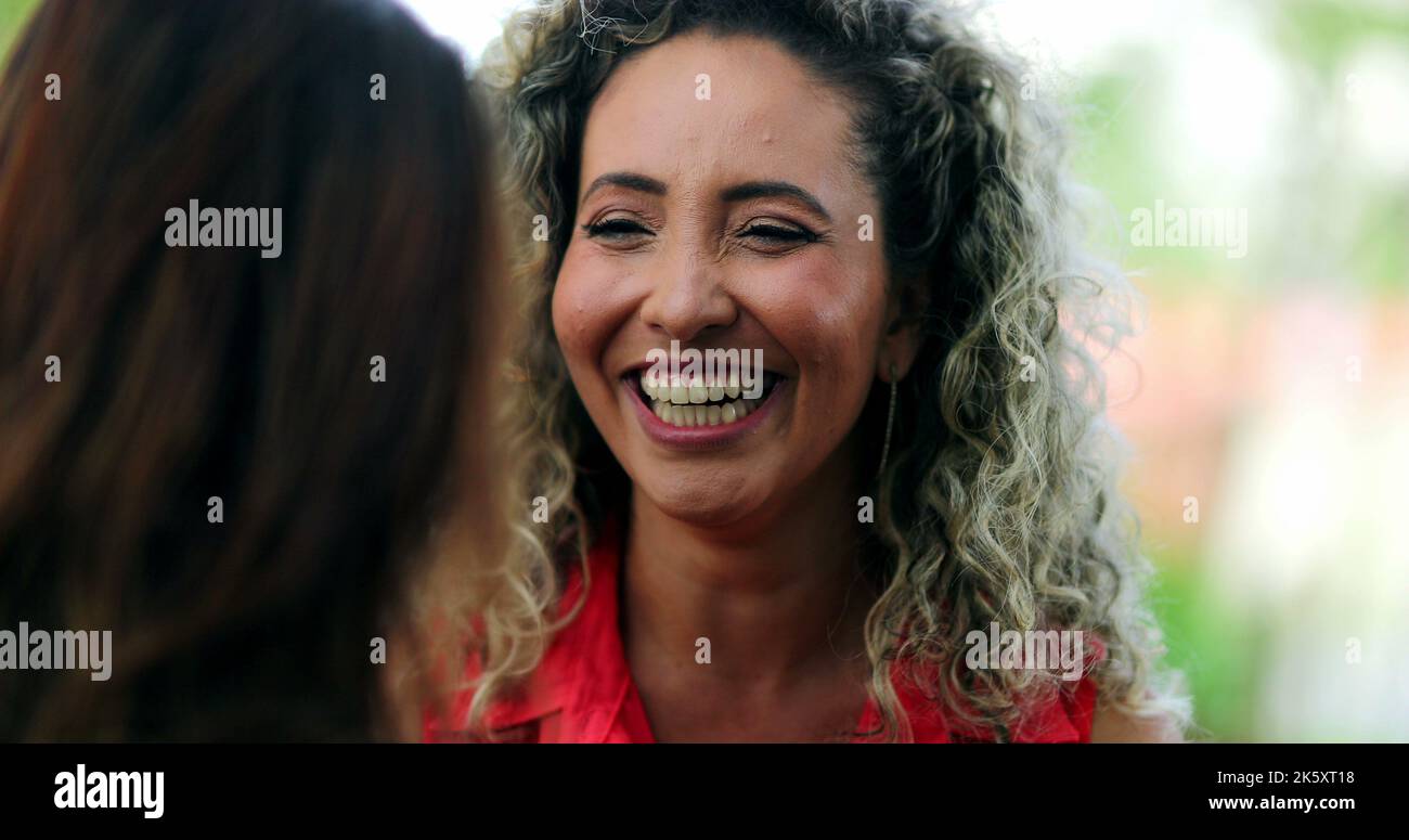 Woman spontaneous laugh, person burst laughing out loud, real life ...