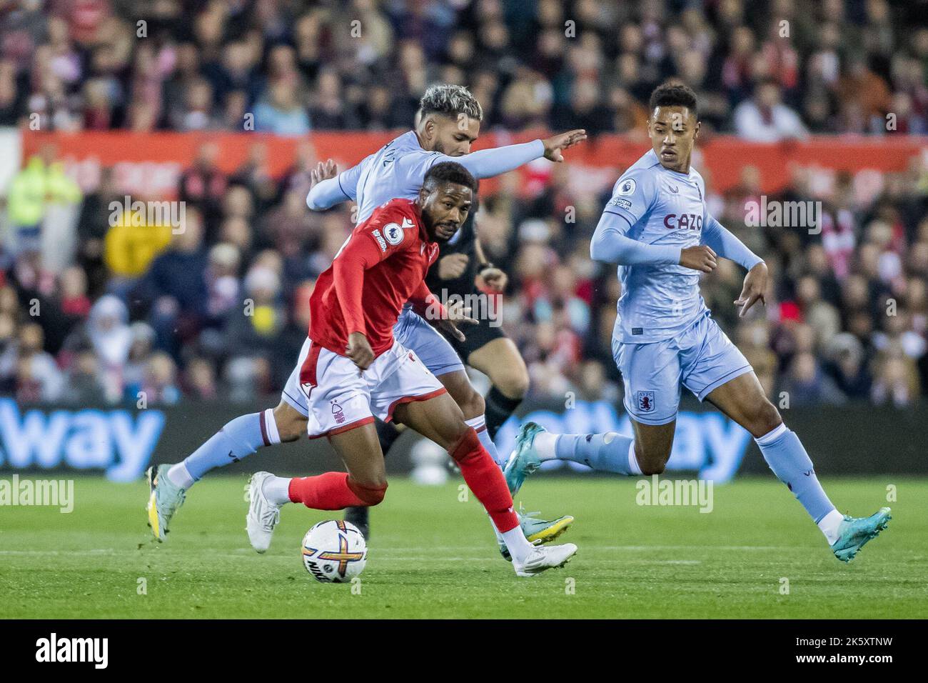Emmanuel Dennis #25 of Nottingham Forest charges forward during the ...