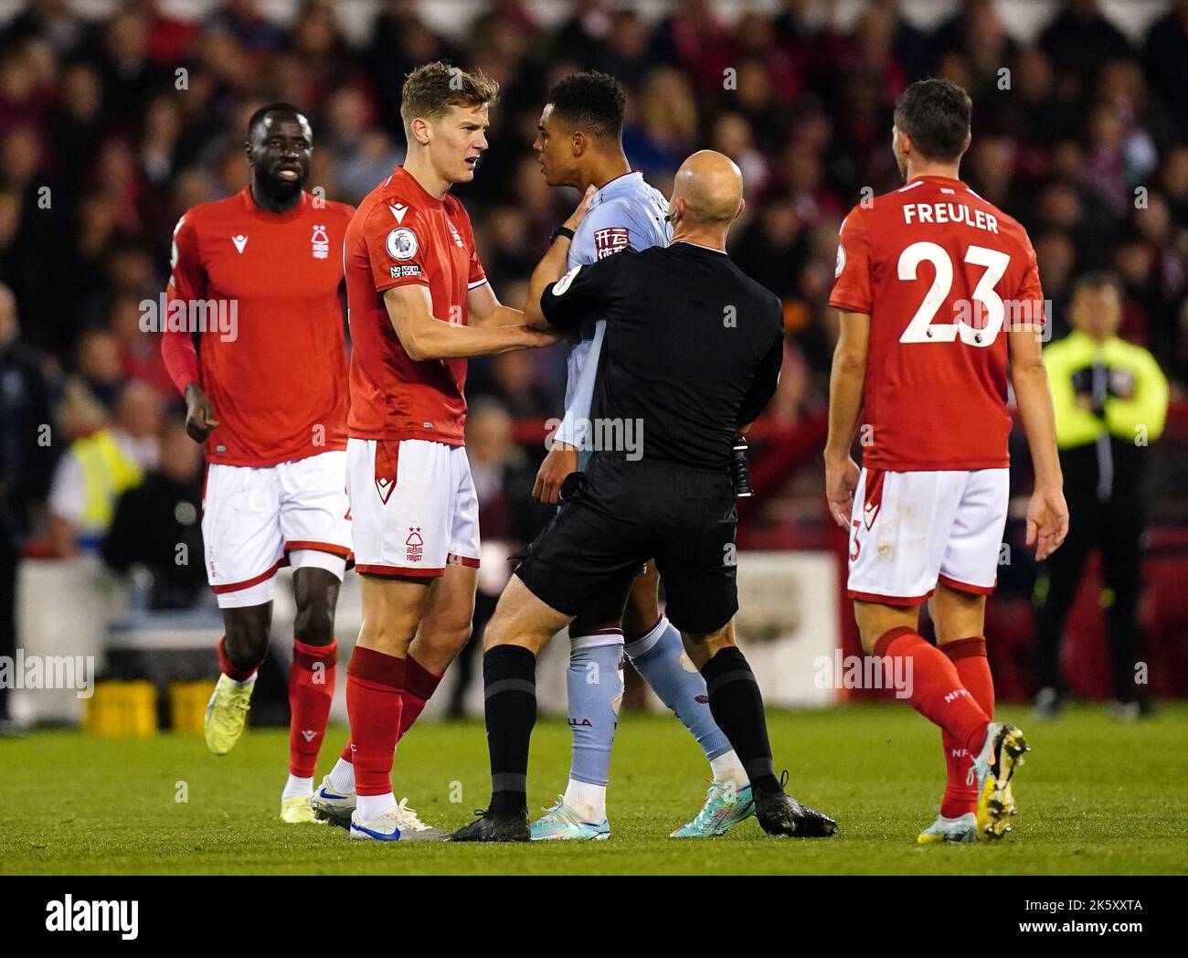 Tempers flare between Nottingham Forest's Ryan Yates and Aston Villa's ...