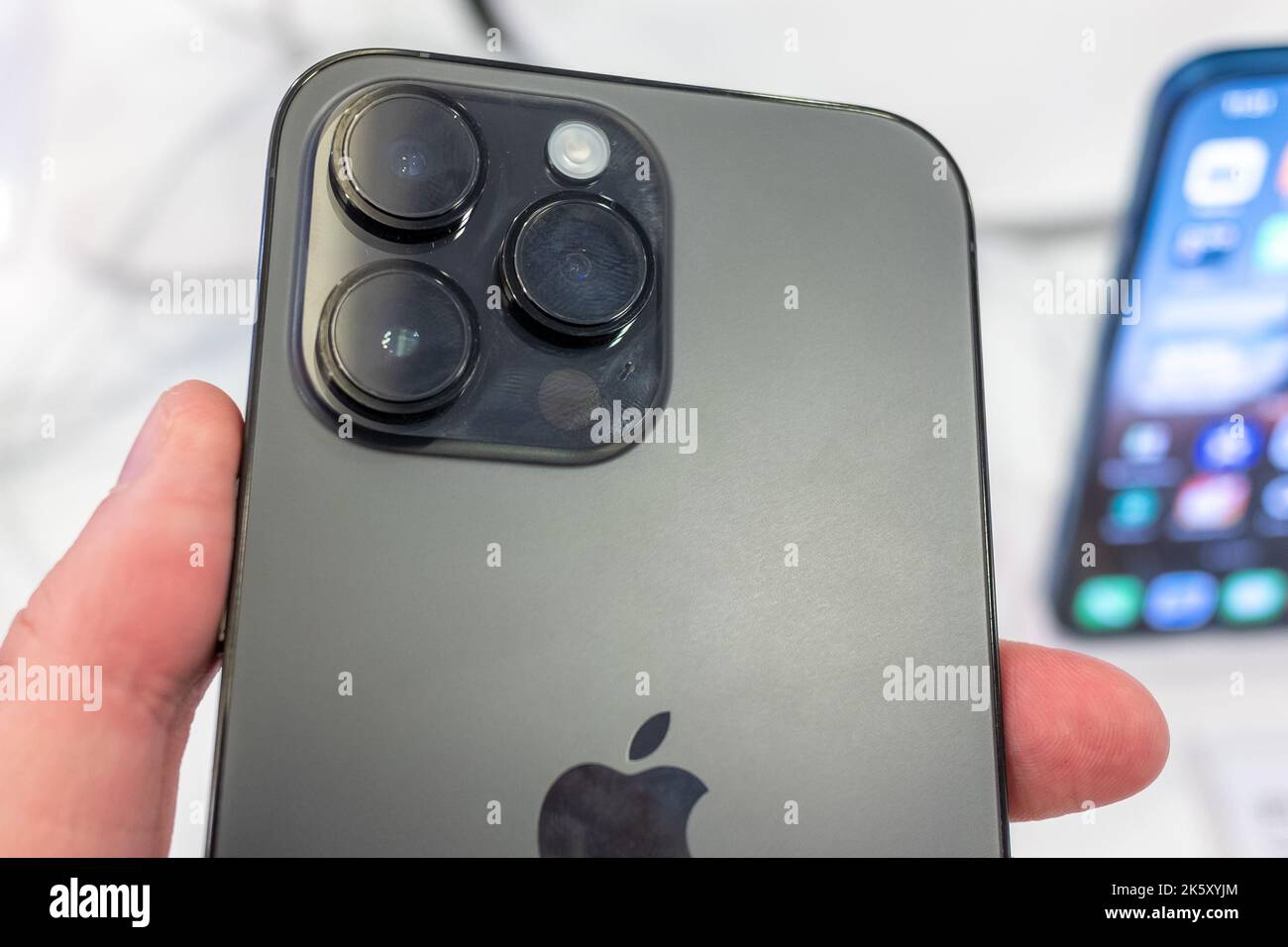 October 5, 2022, Moscow, Russia. The new Apple iPhone 14 Pro Max ...