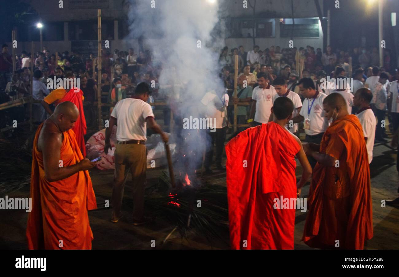 Candid photography Of Lanterns Being Released During the Probarona ...