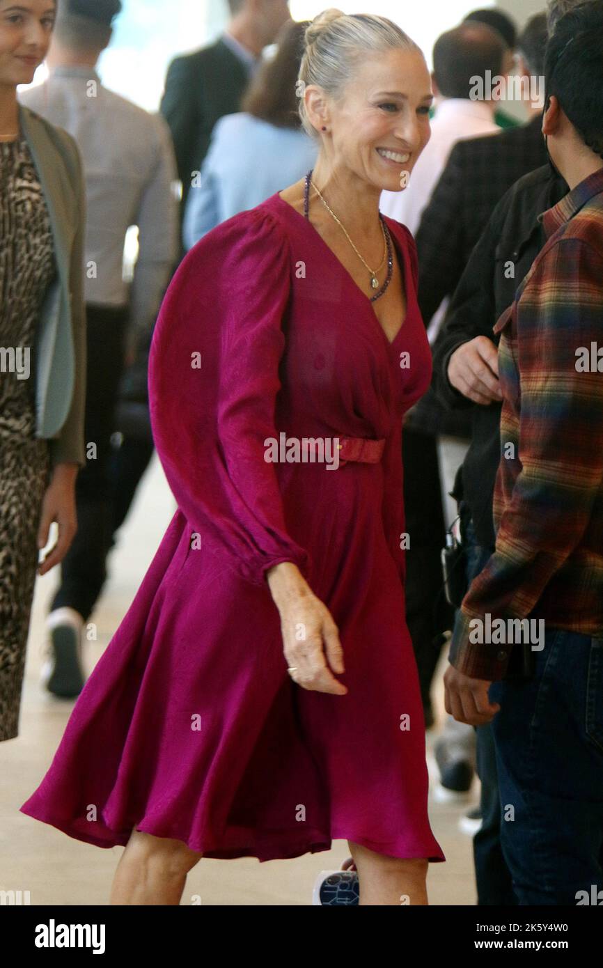 New York, NY, USA. 10th Oct, 2022. Sarah Jessica Parker on the set of ...