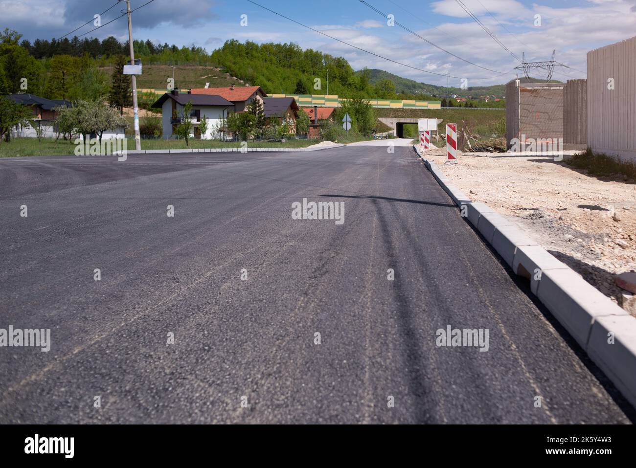 New road, surface a new asphalt road way Stock Photo - Alamy