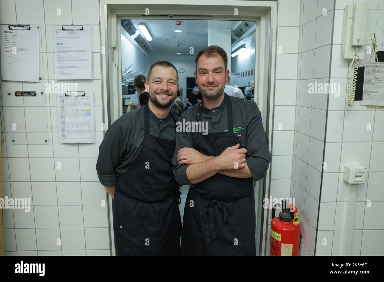 Berlin, Germany. 10th Oct, 2022. Chefs Karsten Schwarzenberg (l) and ...