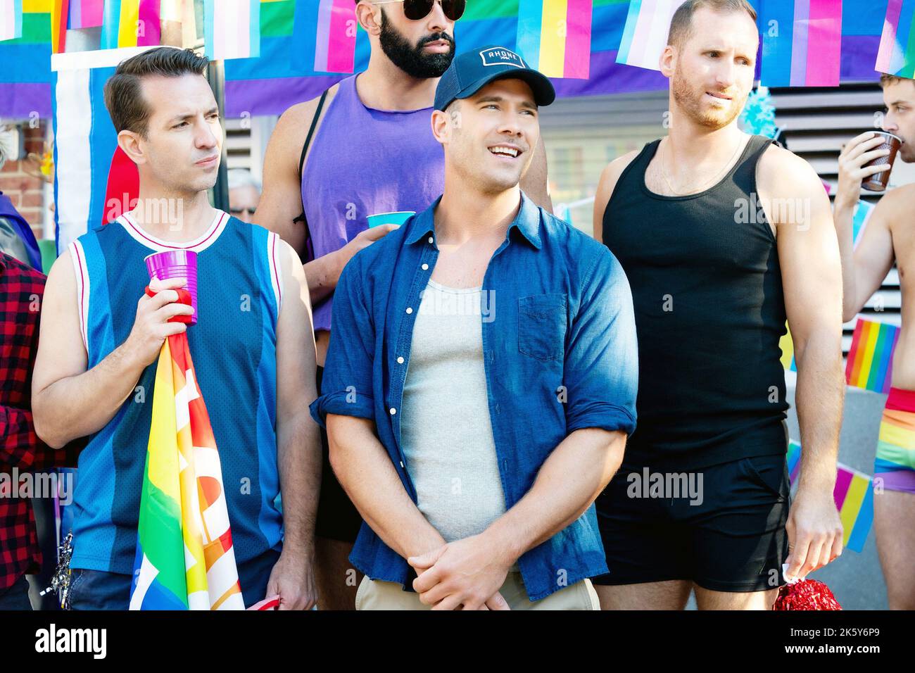 BROS, Luke Macfarlane (center), 2022. ph: Nicole Rivelli / © Universal ...