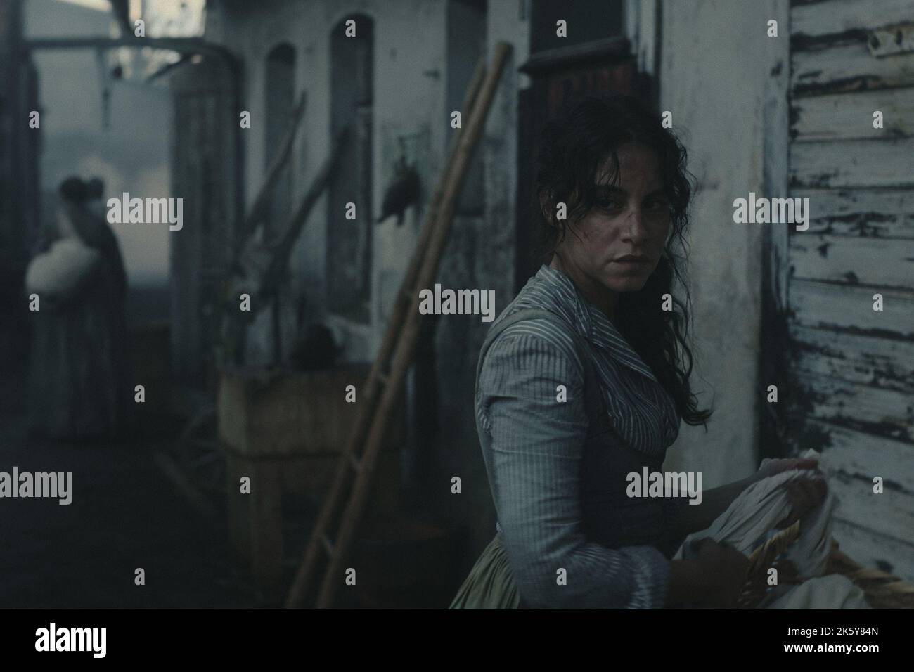 THE EMPRESS, (aka DIE KAISERIN), Almila Bagriacik, (Season 1, ep. 101 ...