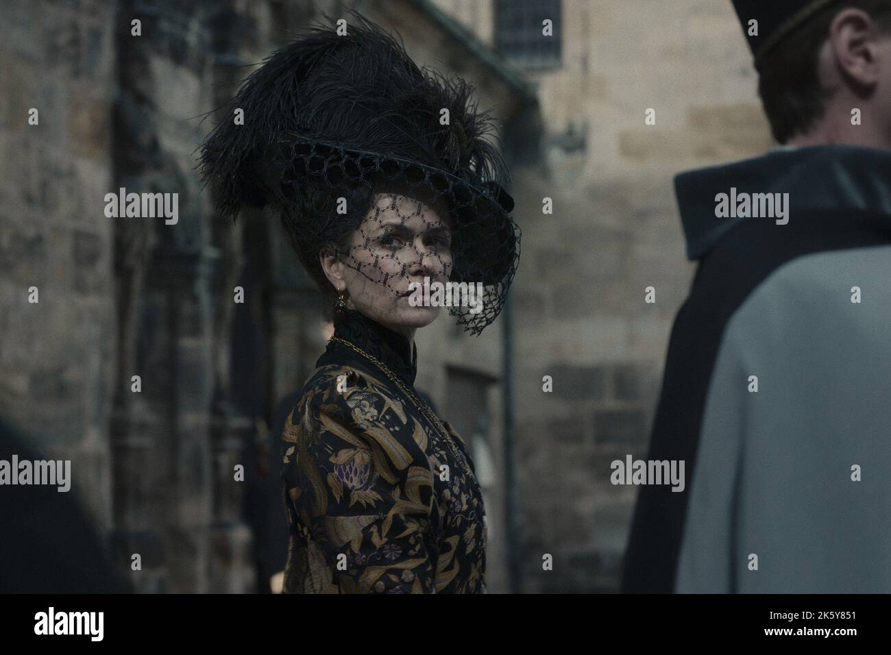 THE EMPRESS, (aka DIE KAISERIN), Melika Foroutan, (Season 1, ep. 101 ...
