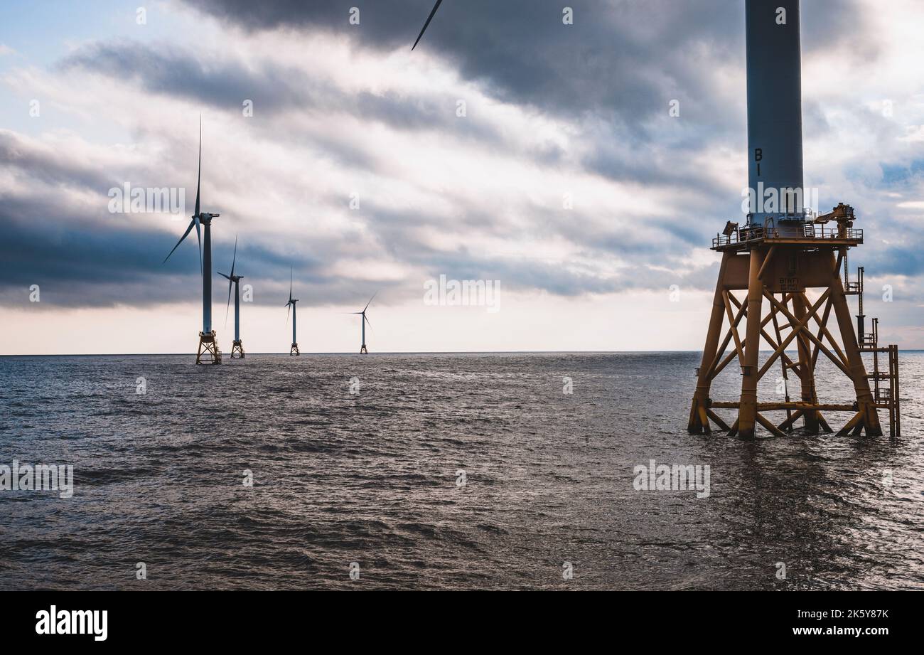 Usa offshore wind power turbine hi-res stock photography and images - Alamy