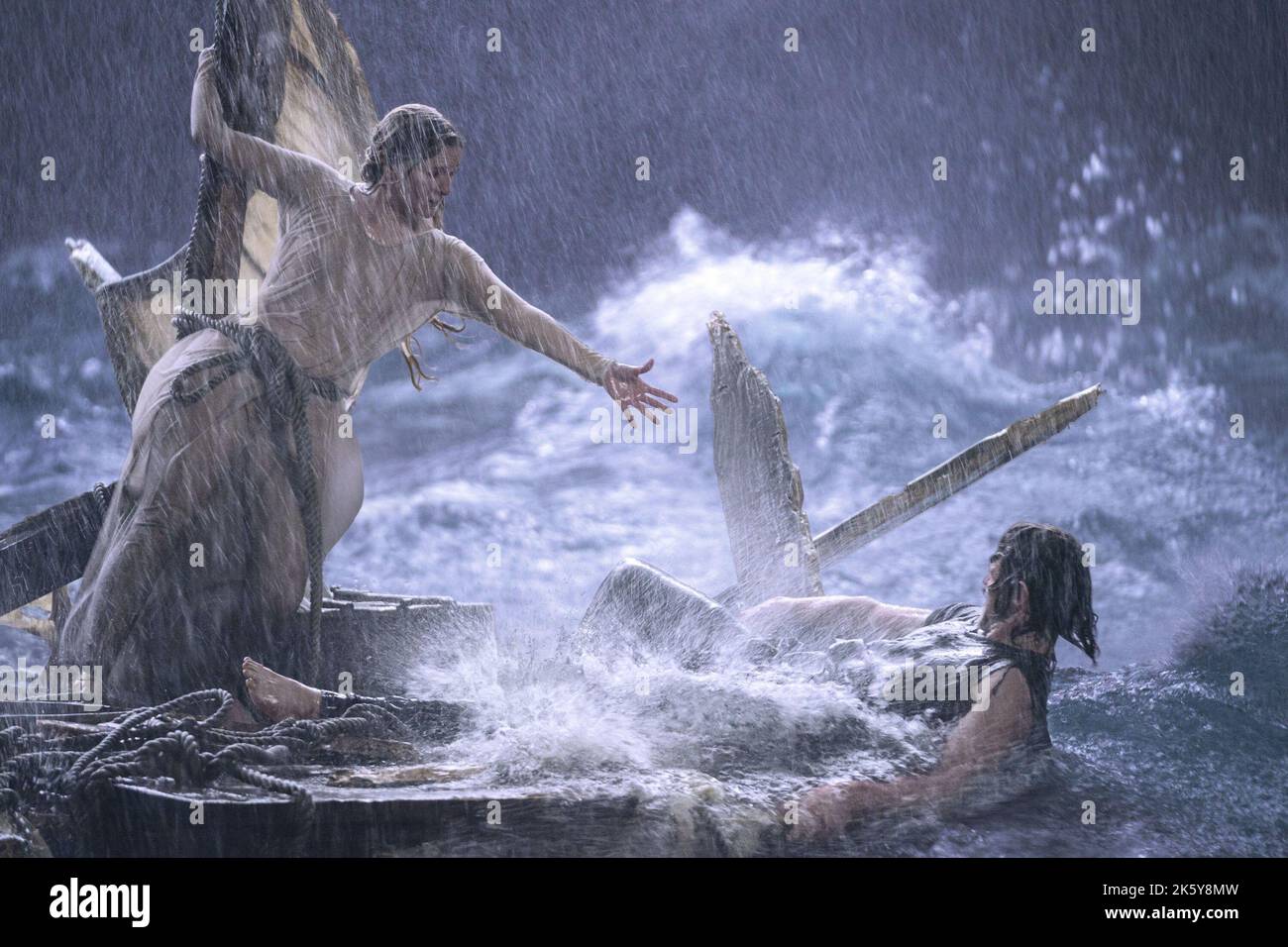 THE LORD OF THE RINGS: THE RINGS OF POWER, from left: Morfydd Clark ...