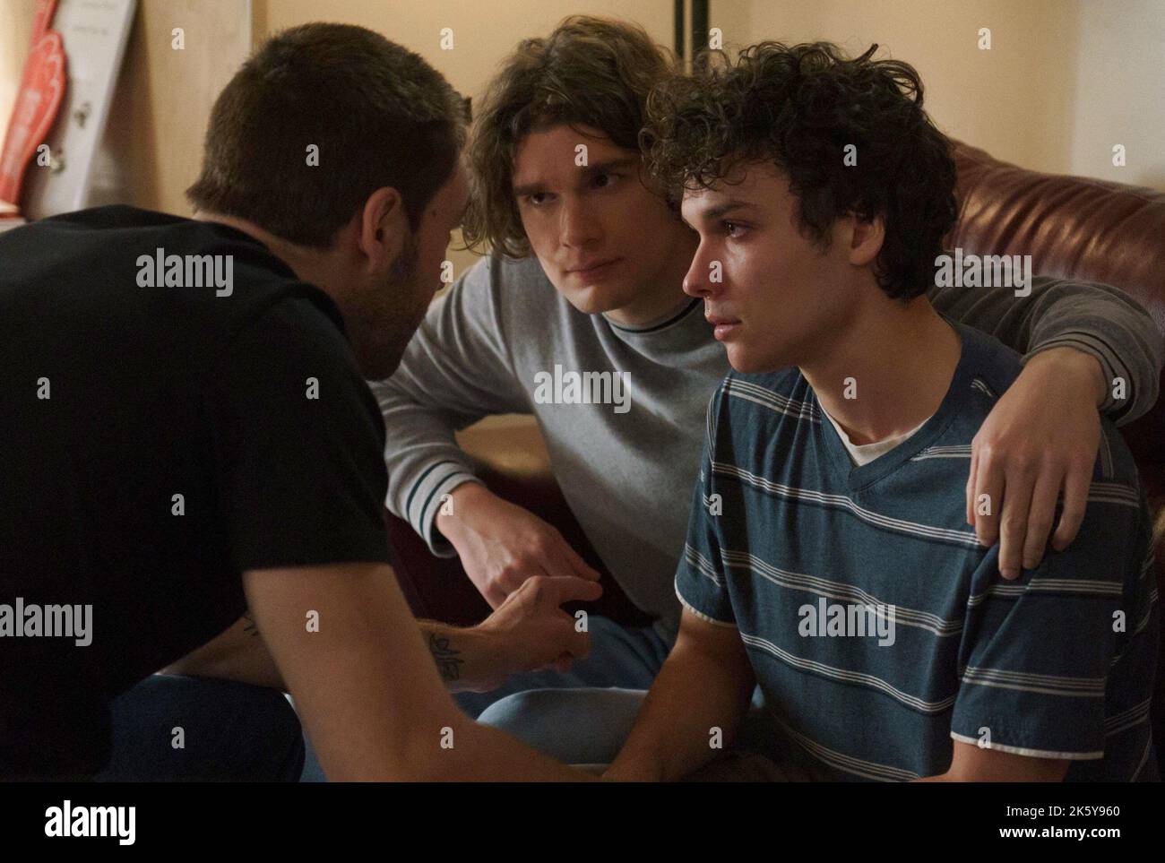 TELL ME LIES, from left: Jackson White (back to camera), Spencer House, Benjamin Wadsworth, Hot ...