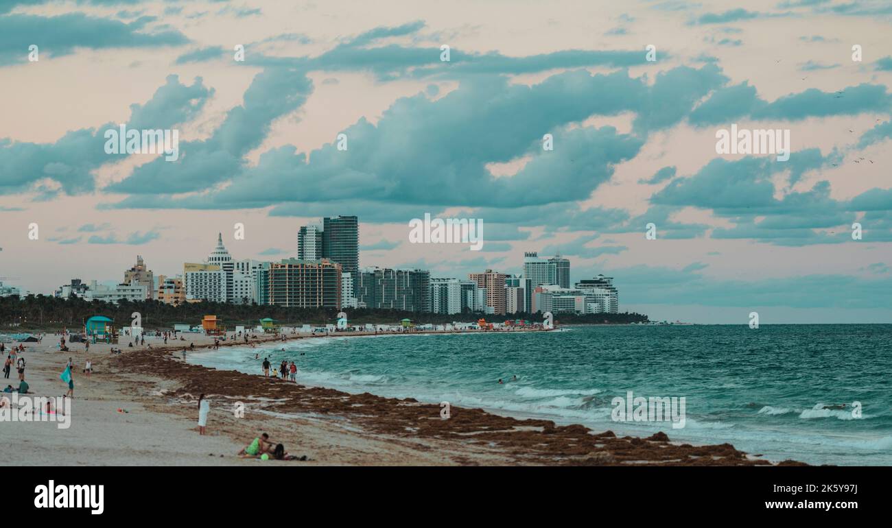 Miami beach people hi-res stock photography and images - Alamy
