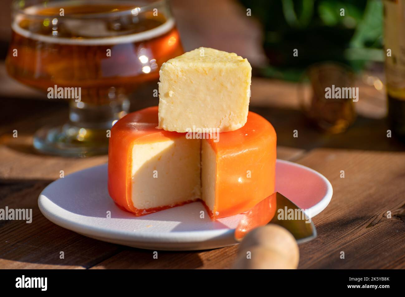 Food and drink pairing, apple cider in glasses produced on organic farm ...