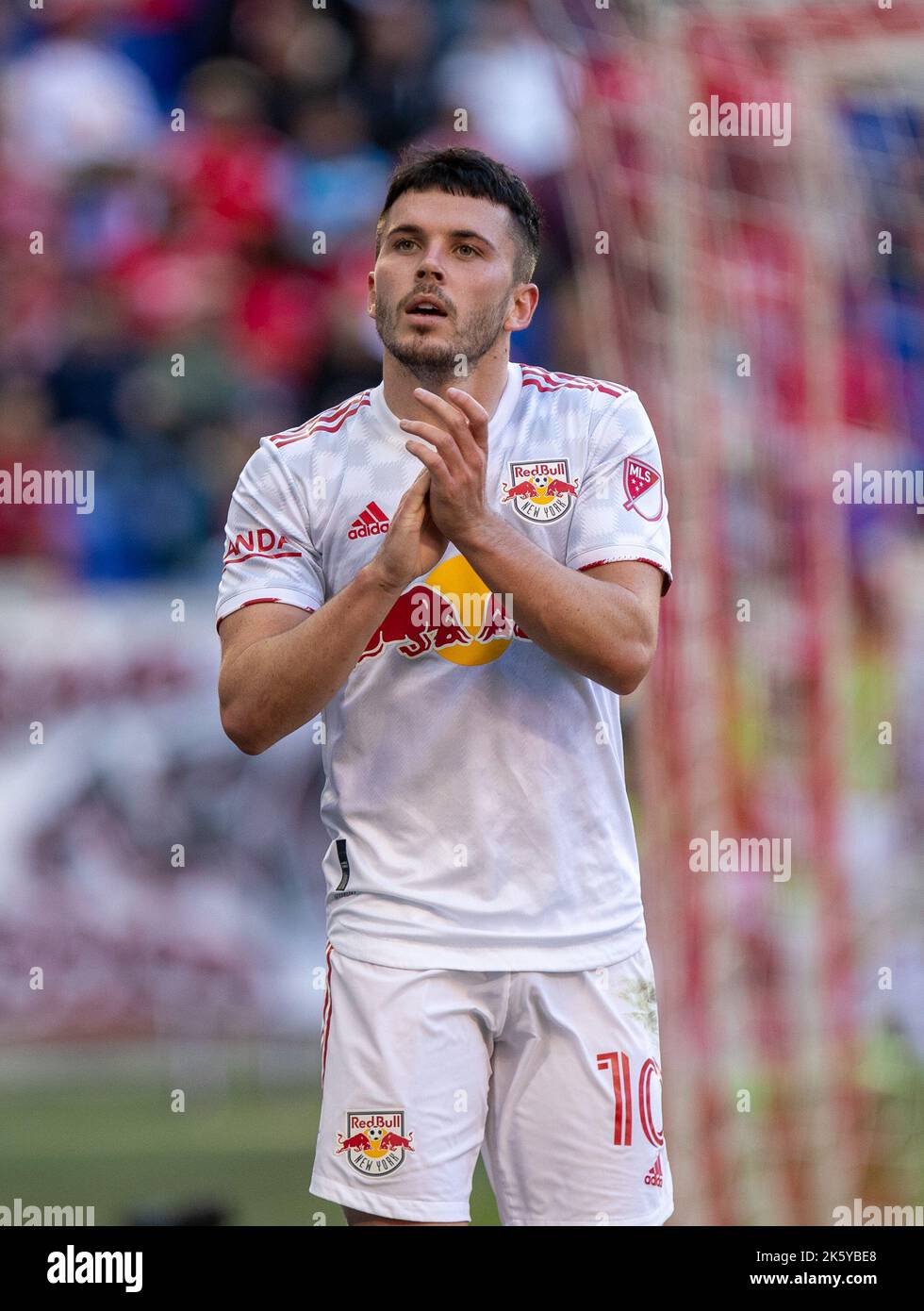 New york red bull lewis morgan hi-res stock photography and images - Alamy