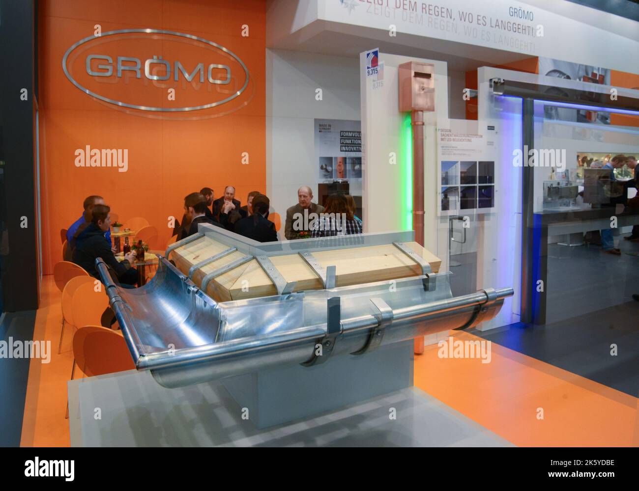 Exhibition stand building hi-res stock photography and images - Alamy