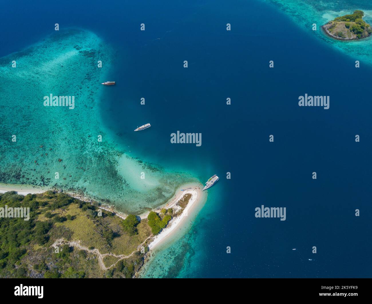 Laba island hi-res stock photography and images - Alamy