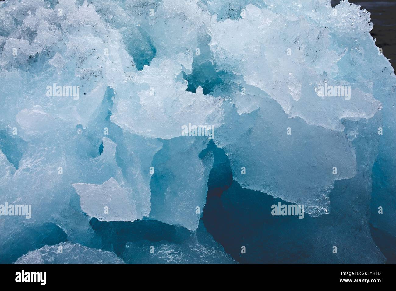 Rough ice block hi-res stock photography and images - Alamy