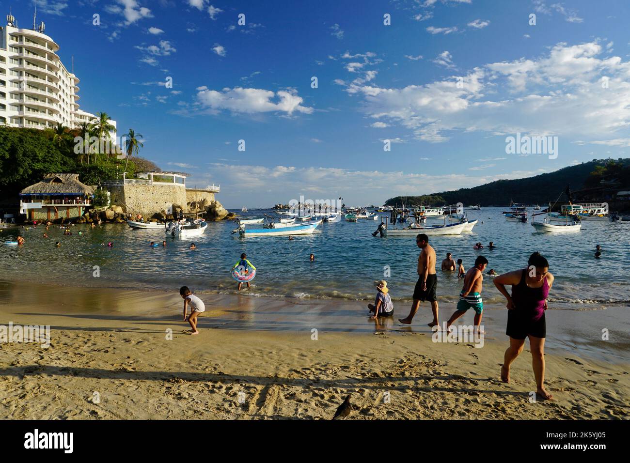 Caleta beach, Caleta neighborhood, Acapulco, Mexico Stock Photo - Alamy