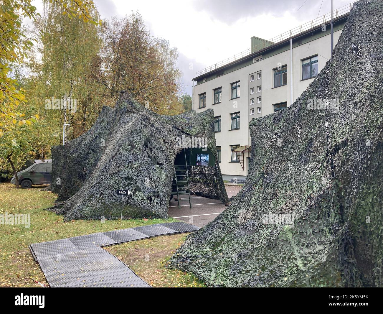 Modular buildings hi-res stock photography and images - Alamy