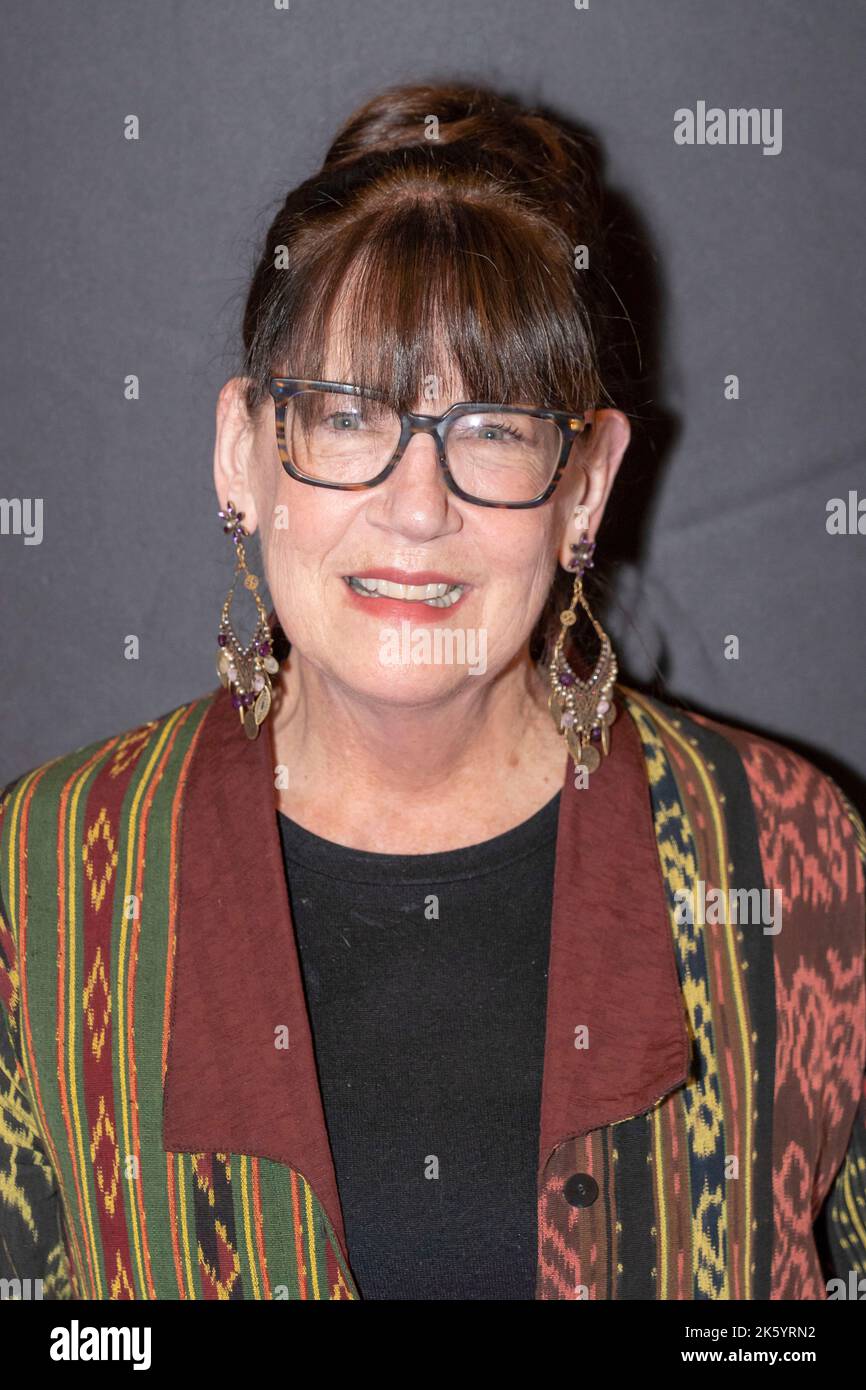 NEW YORK, NEW YORK - OCTOBER 10: Ann Dowd attends NEW YORK, NEW YORK - OCTOBER 10: Ann Dowd attends