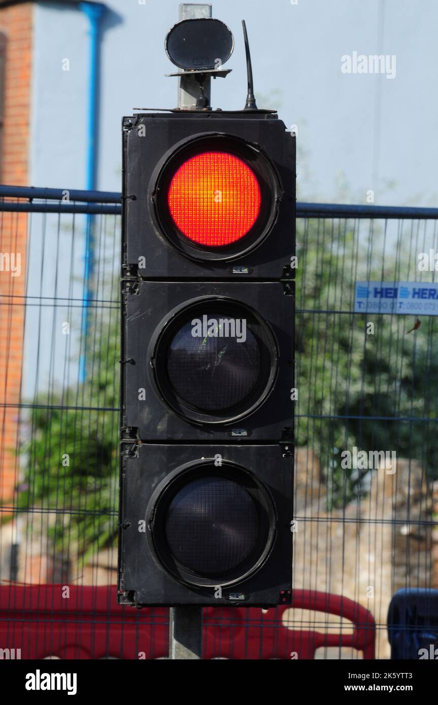 Traffic light showing red wait light Stock Photo - Alamy