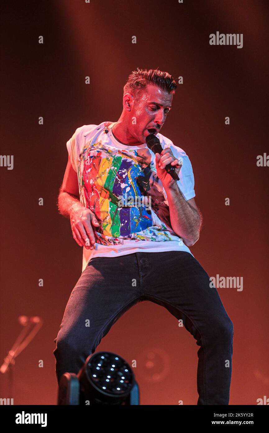 Alfa singer hi-res stock photography and images - Alamy