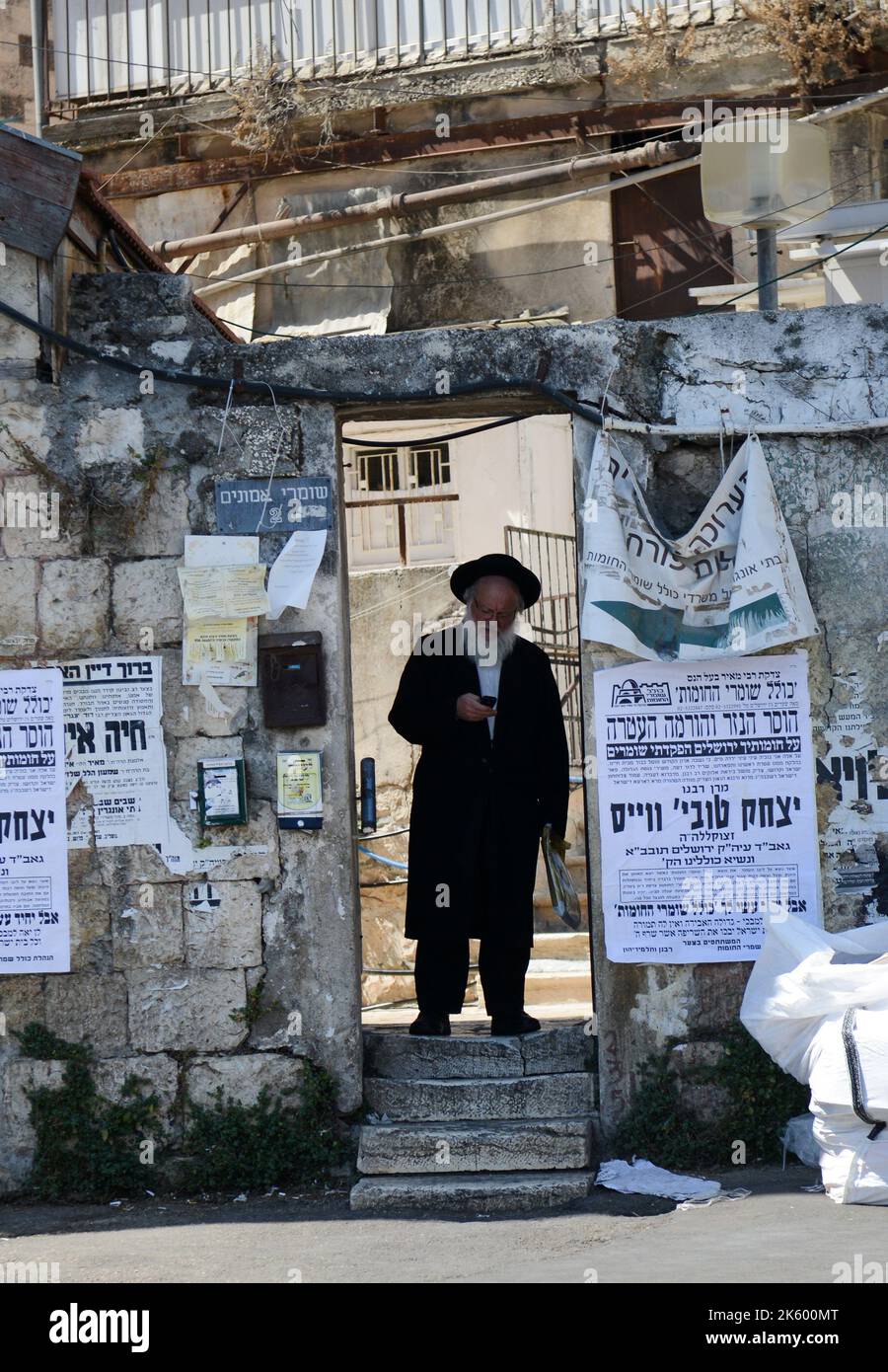 A Haredi Jewish man in Mea Shearim neighborhood in Jerusalem, Israel ...
