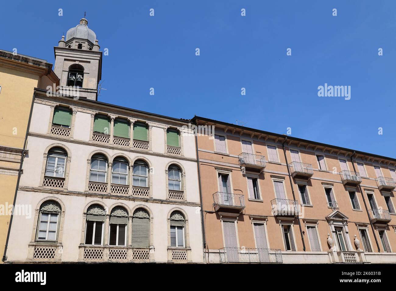 Impressionen aus dem Zentrum Veronas in Italien Stock Photo - Alamy