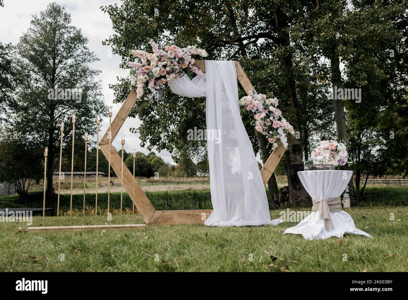 Wedding set up hi-res stock photography and images - Alamy