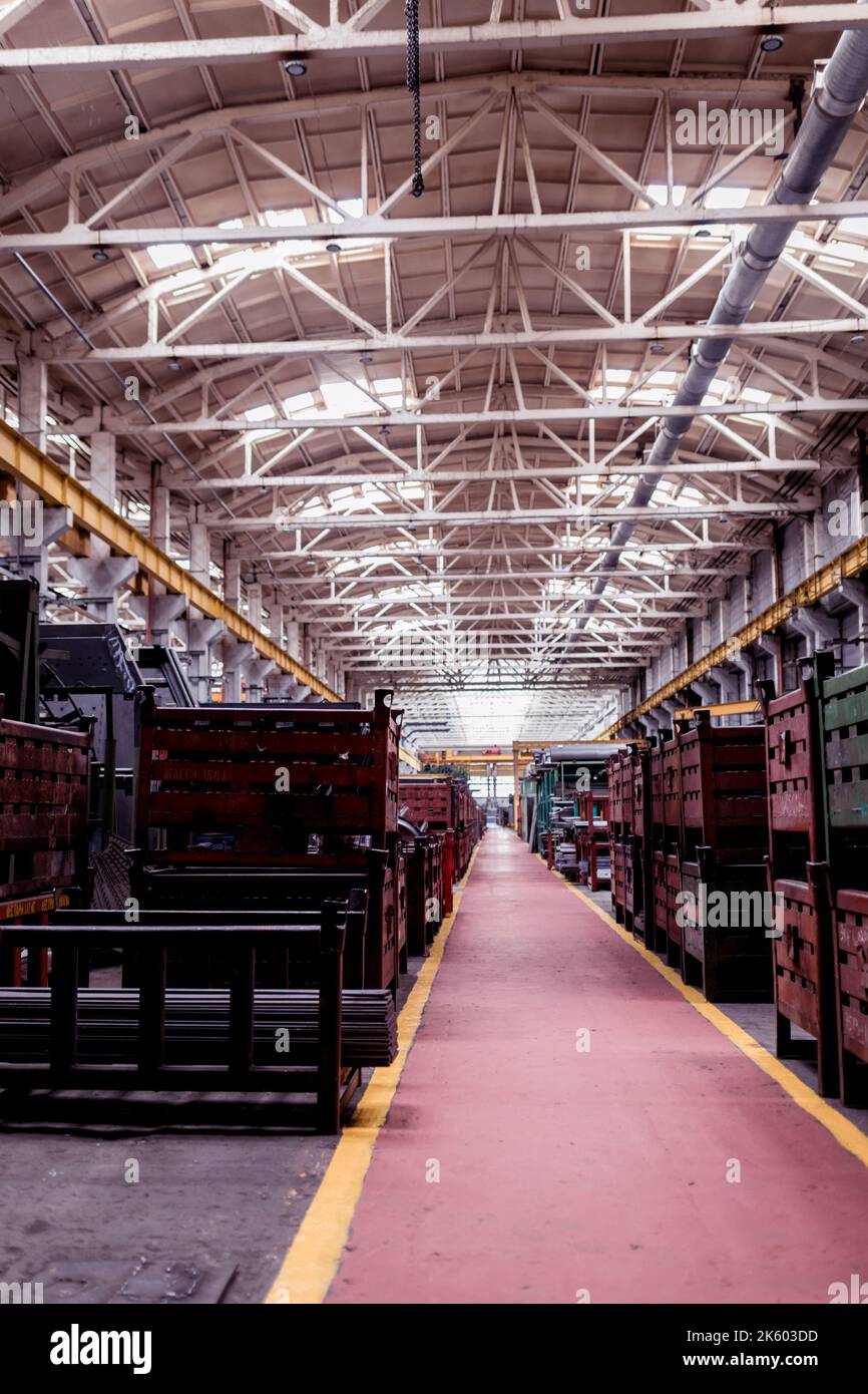Industrial interior. Factory workshop. Warehouse Stock Photo - Alamy