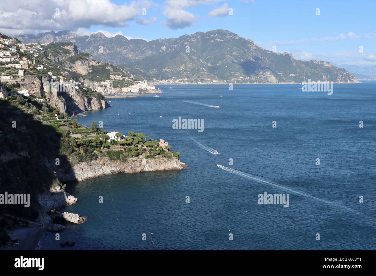 Conca dei Marini - Panorama della costiera dal belvedere di Via ...