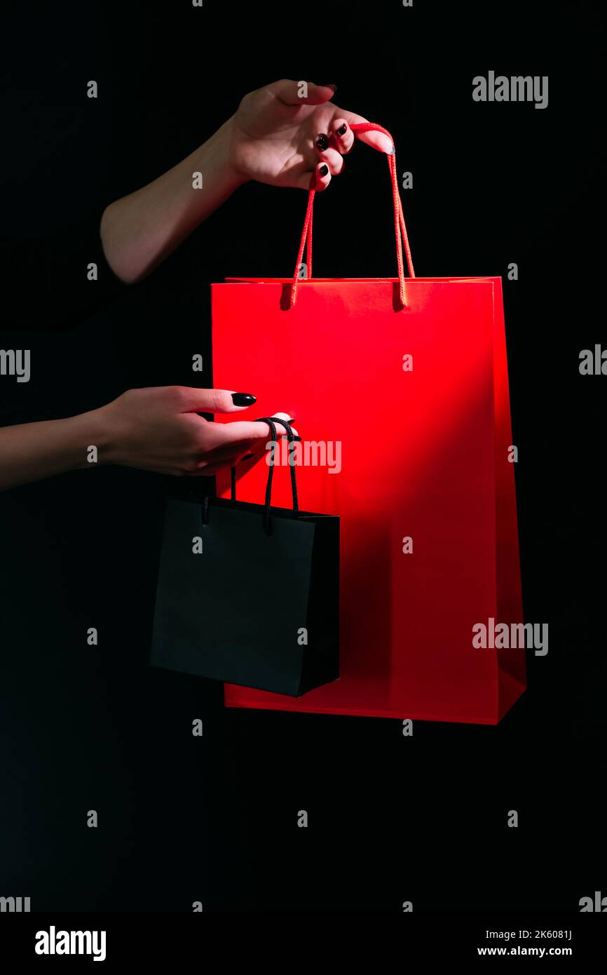 Present purchase hi-res stock photography and images - Alamy