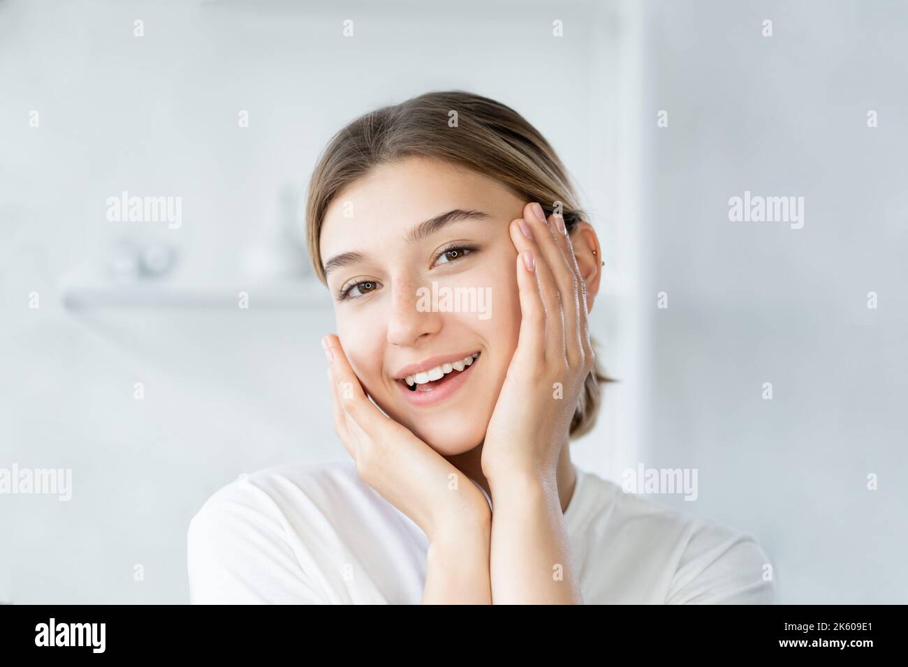 natural beauty healthy skin woman touching face Stock Photo - Alamy natural beauty healthy skin woman touching face Stock Photo - Alamy