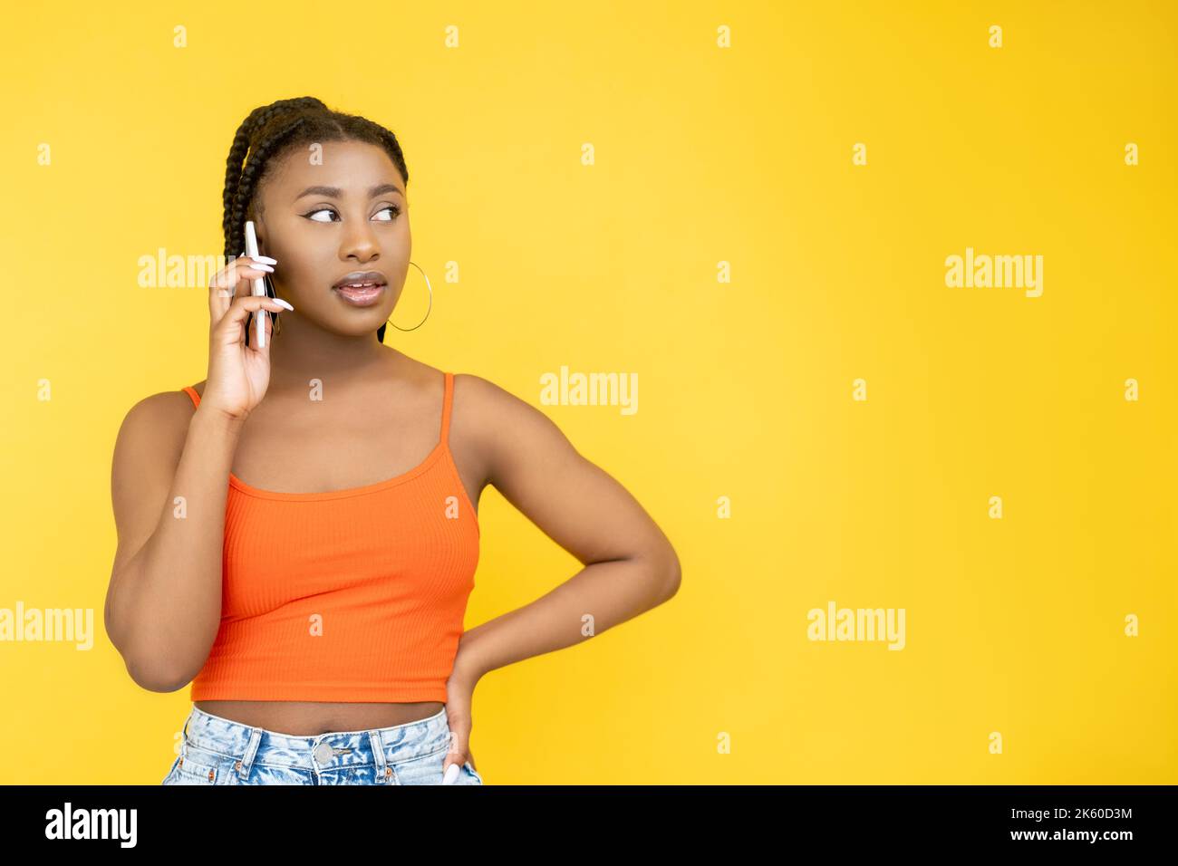 phone call mobile communication african woman Stock Photo - Alamy