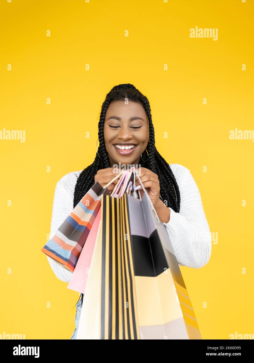 shopaholic lifestyle shopping offer african woman Stock Photo - Alamy
