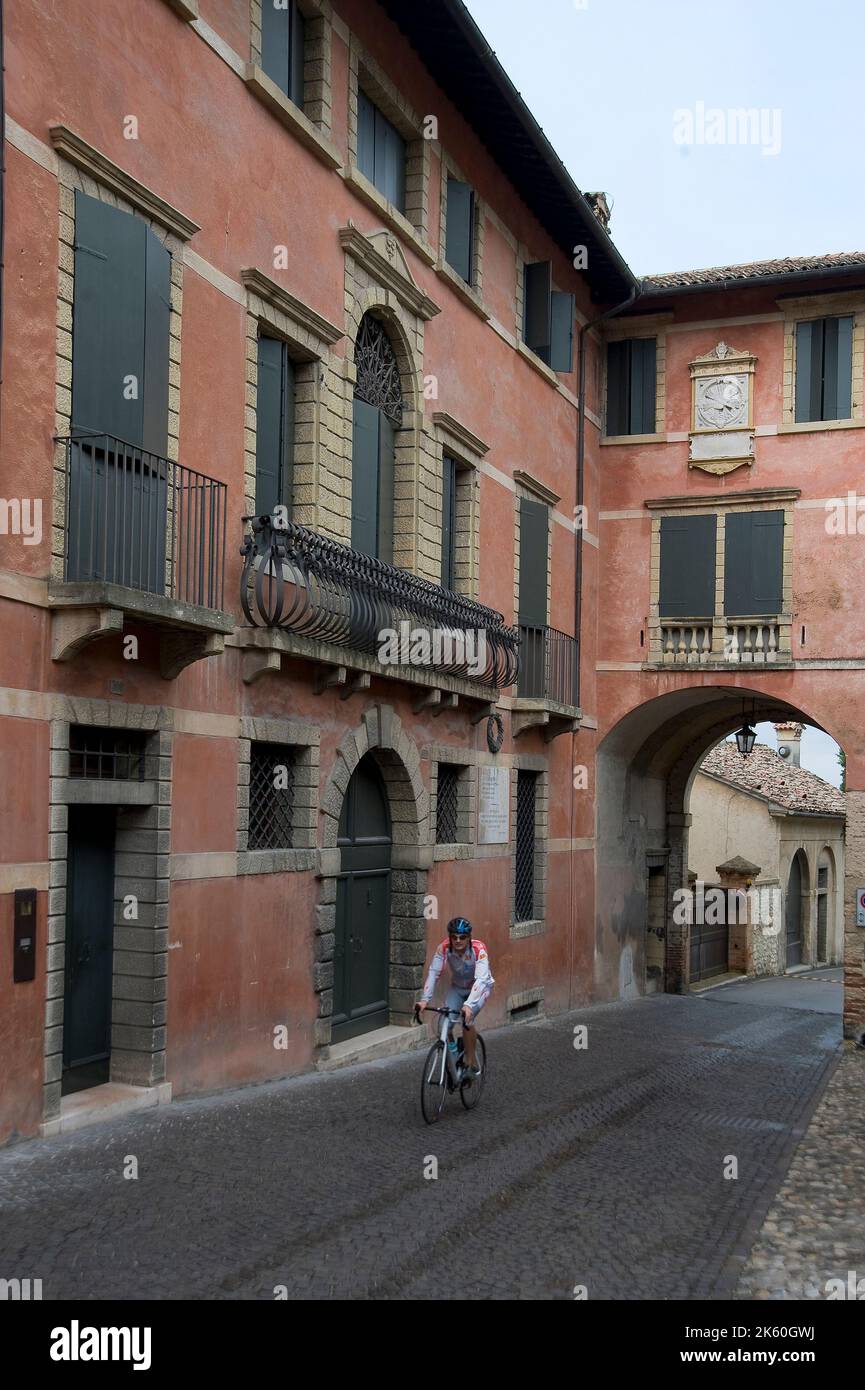 Asolo italy castle hi-res stock photography and images - Alamy