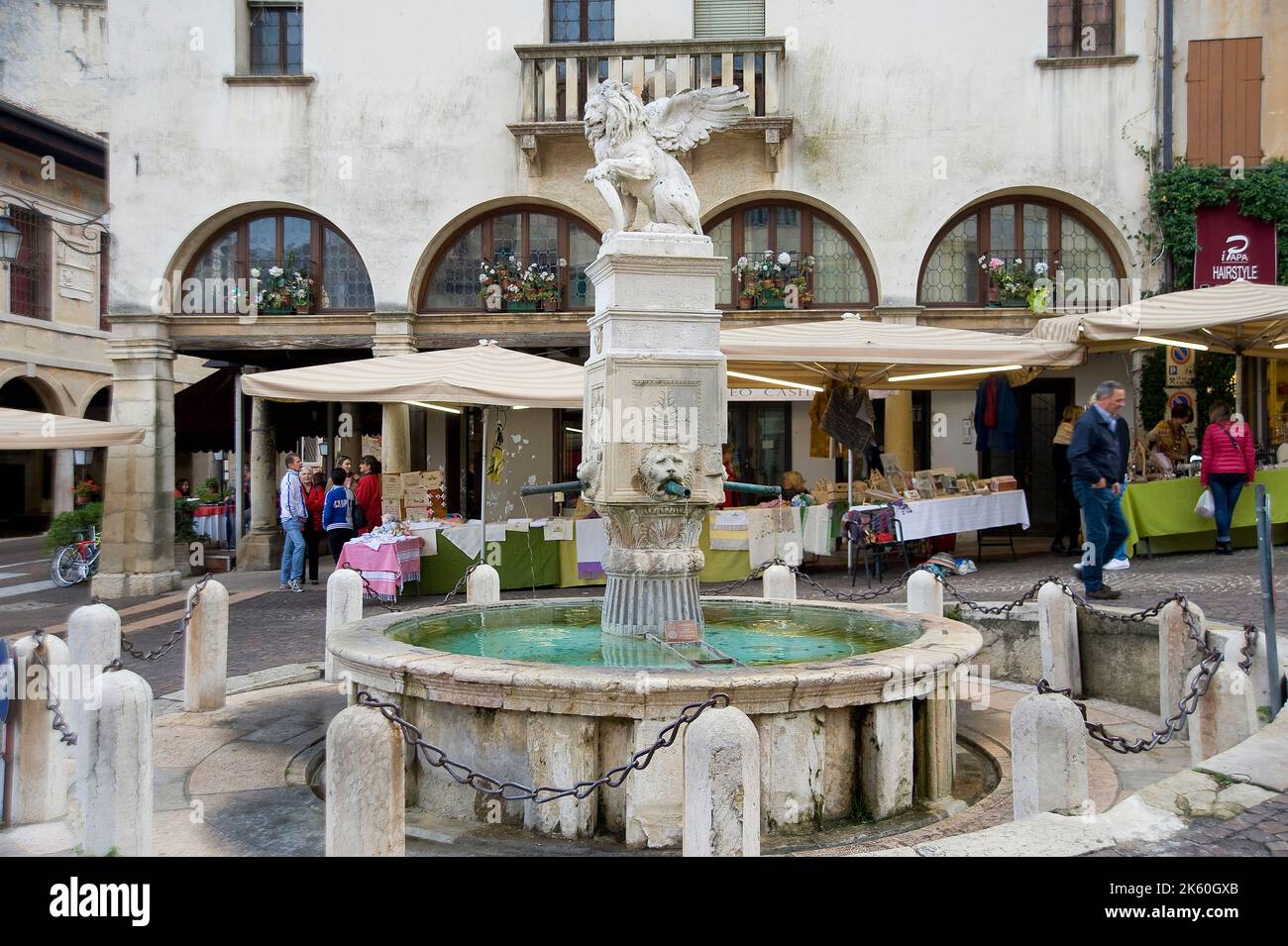Fontana Maggiore, the medieval city of Asolo, Treviso, Veneto, Italy ...