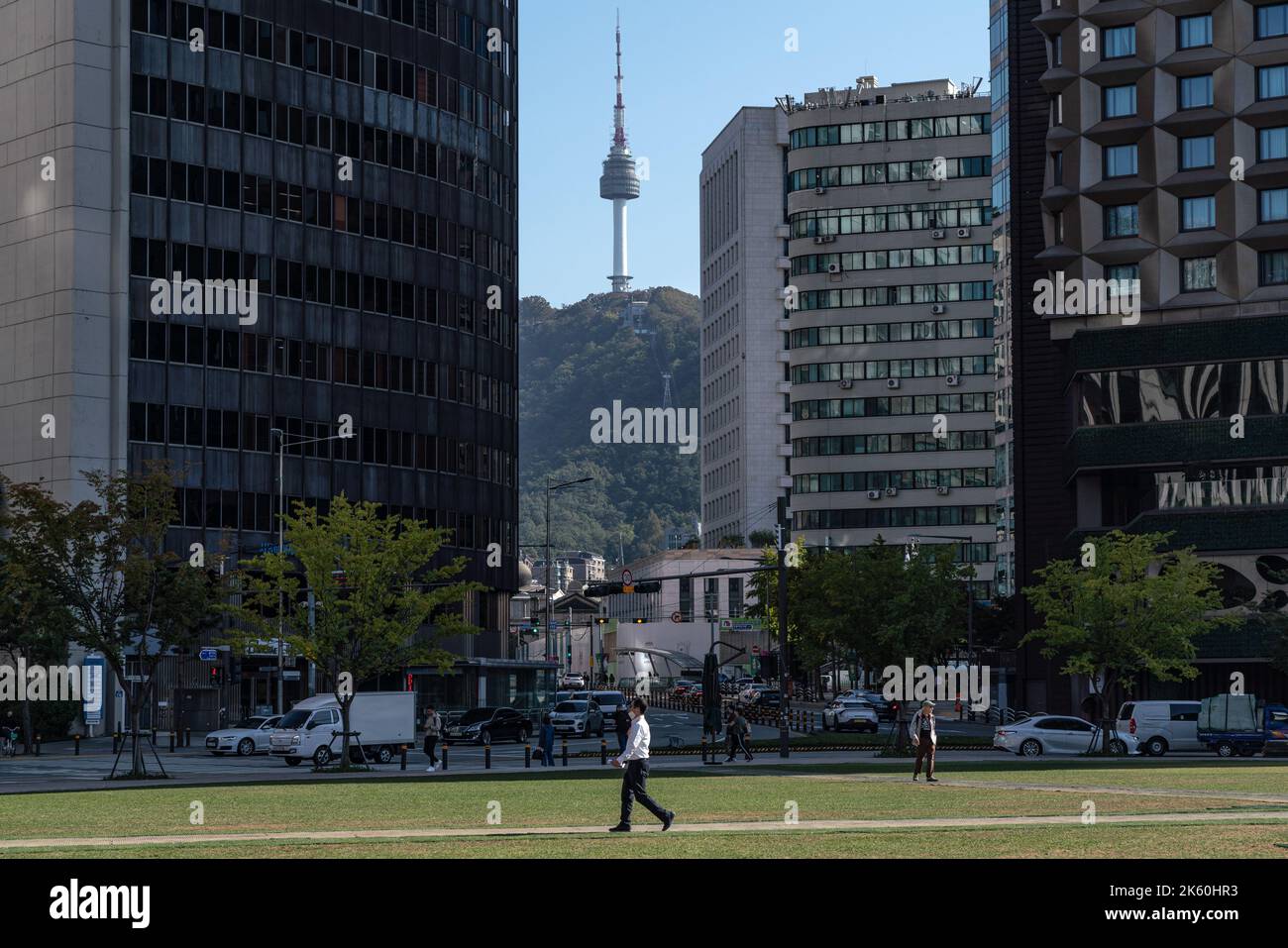 People seen walking at Seoul Plaza in Seoul. (Photo by Simon Shin ...