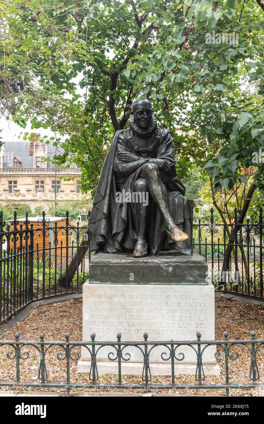 The good luck bronze statue of Montaigne, Square Paul Painlevé, 5th ...